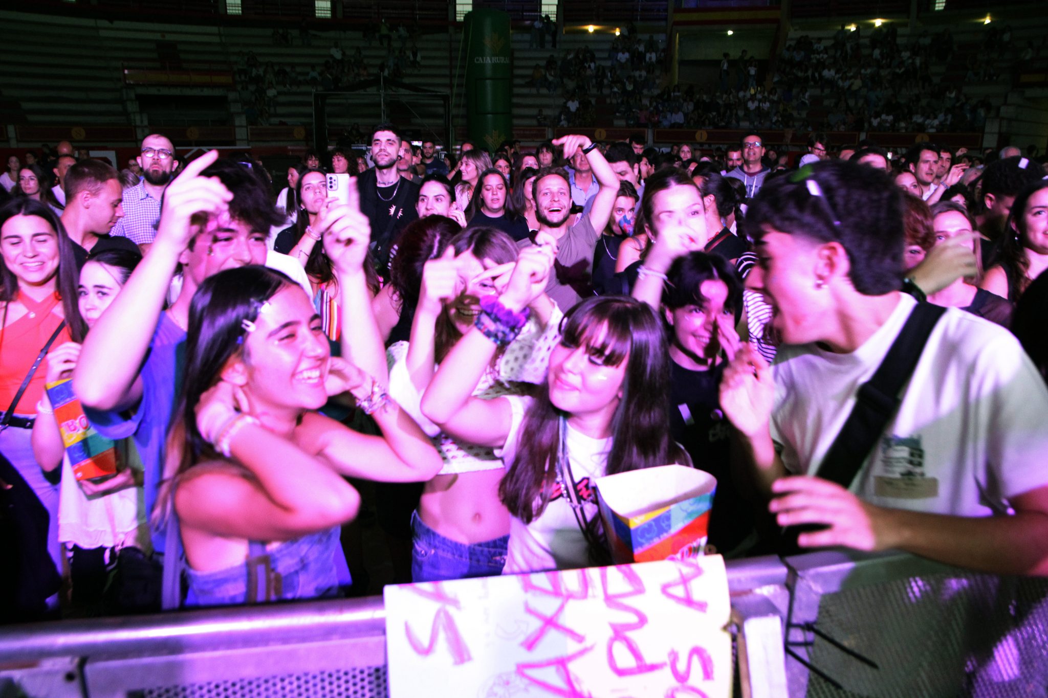 La La Love You conquista al público lagunero con un animado y potente directo - Laguna al Día
